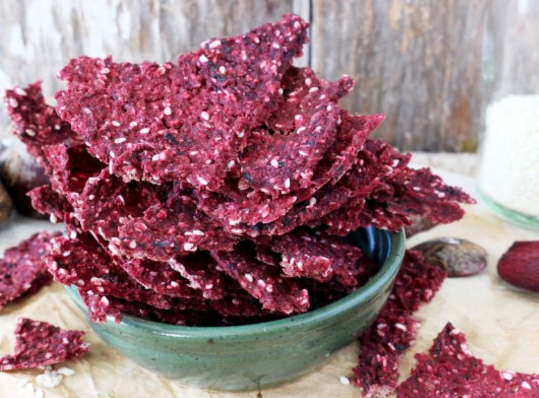 sesame seaweedd beetroot crackers - Fill My Recipe Book