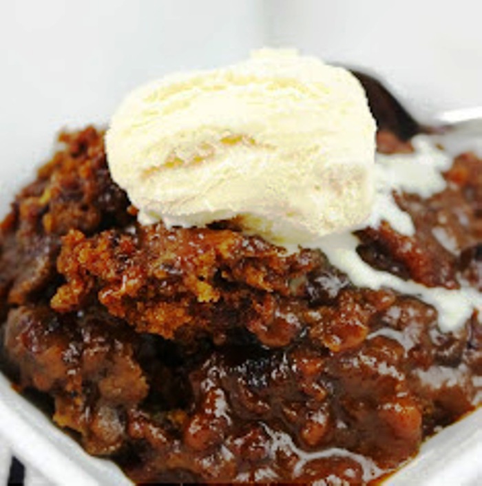 10 Slow Cooker Pudding Recipes - Fill My Recipe Book