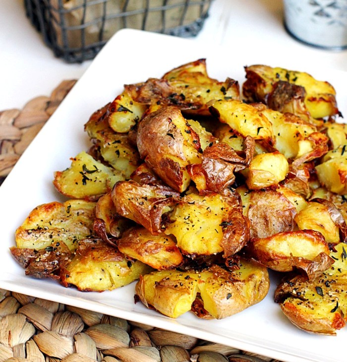 Crispy-Smashed-Potatoes - Fill My Recipe Book